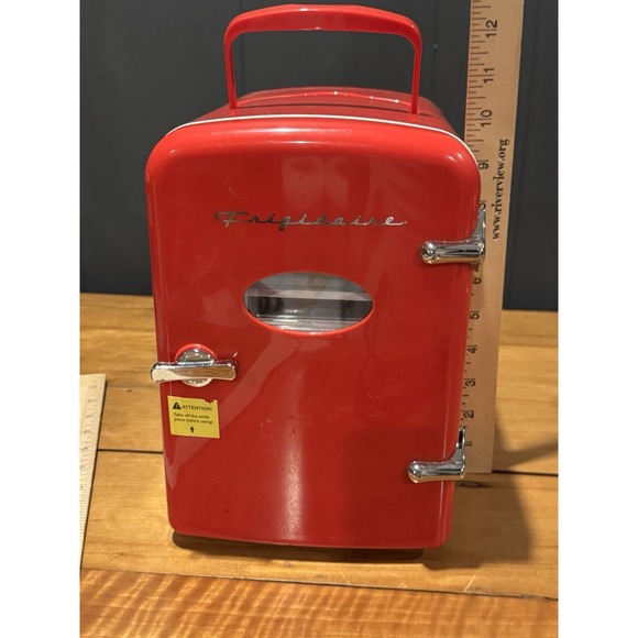 Portable Audio & Video | Frigidaire Electric Portable Retro Mini Fridge ...